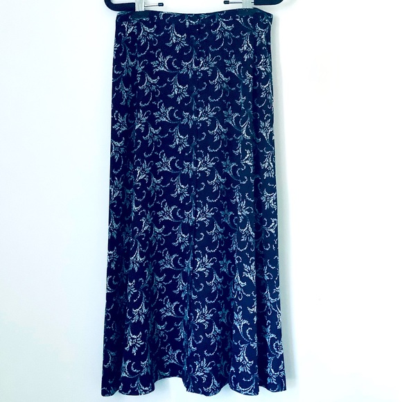 Rena Rowan | Skirts | Rena Rowan Blue And White Skirt Size 8p | Poshmark